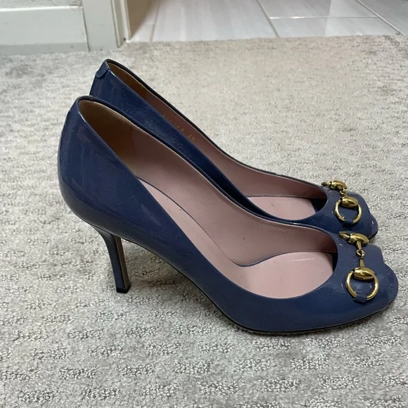 Gucci | Shoes | Gucci 39 Navy Patent With Little Logos | Poshmark